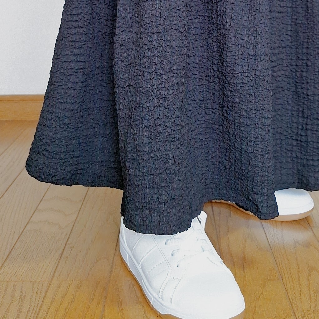 【coca】2490円の「楽ちんスカート」ふんわりシルエットがオシャレ！はくだけで脚が長く見える名品です！《着用レビュー》【画像・動画】