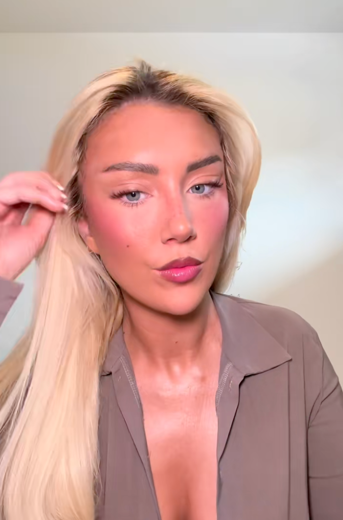 Patsy Field Posts Fox Eye Surgery Results