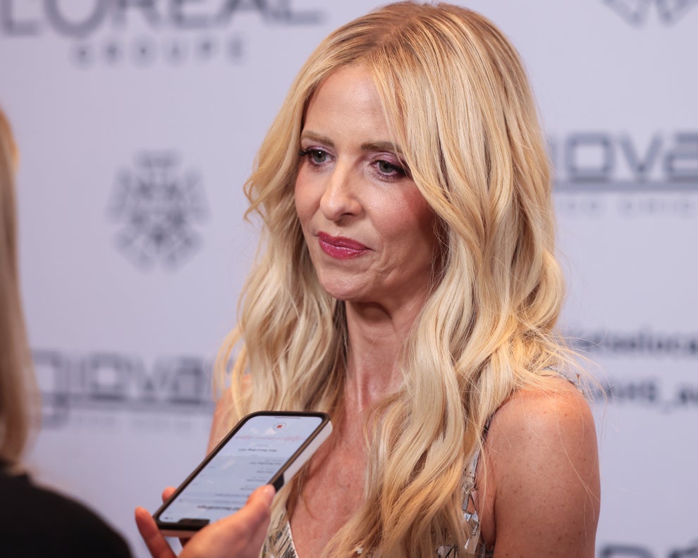 Sarah Michelle Gellar Talks Jennifer Love Hewitt Feud Rumor