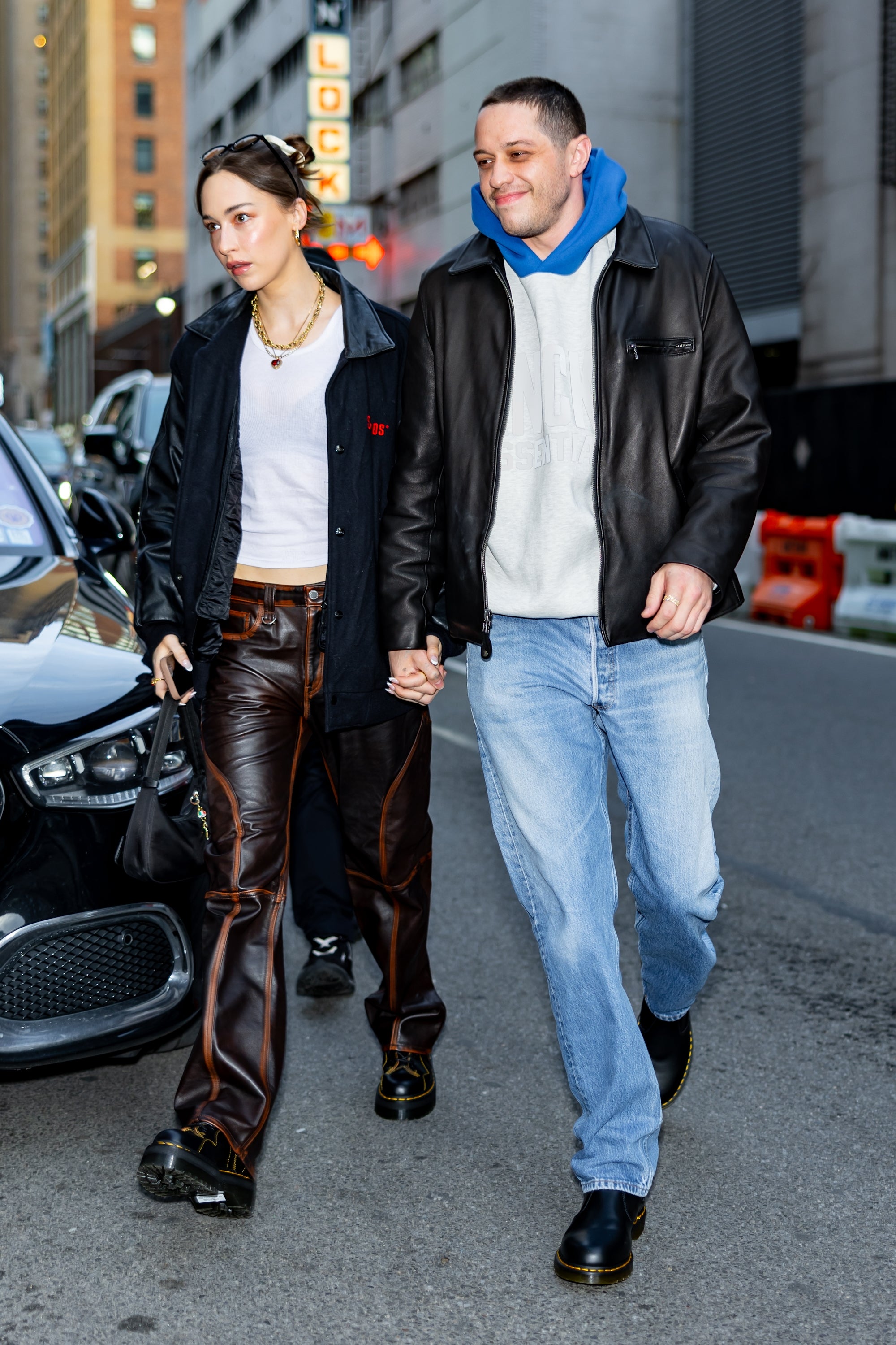 Pete Davidson's Girlfriend, Elsie Hewitt, Is Pregnant