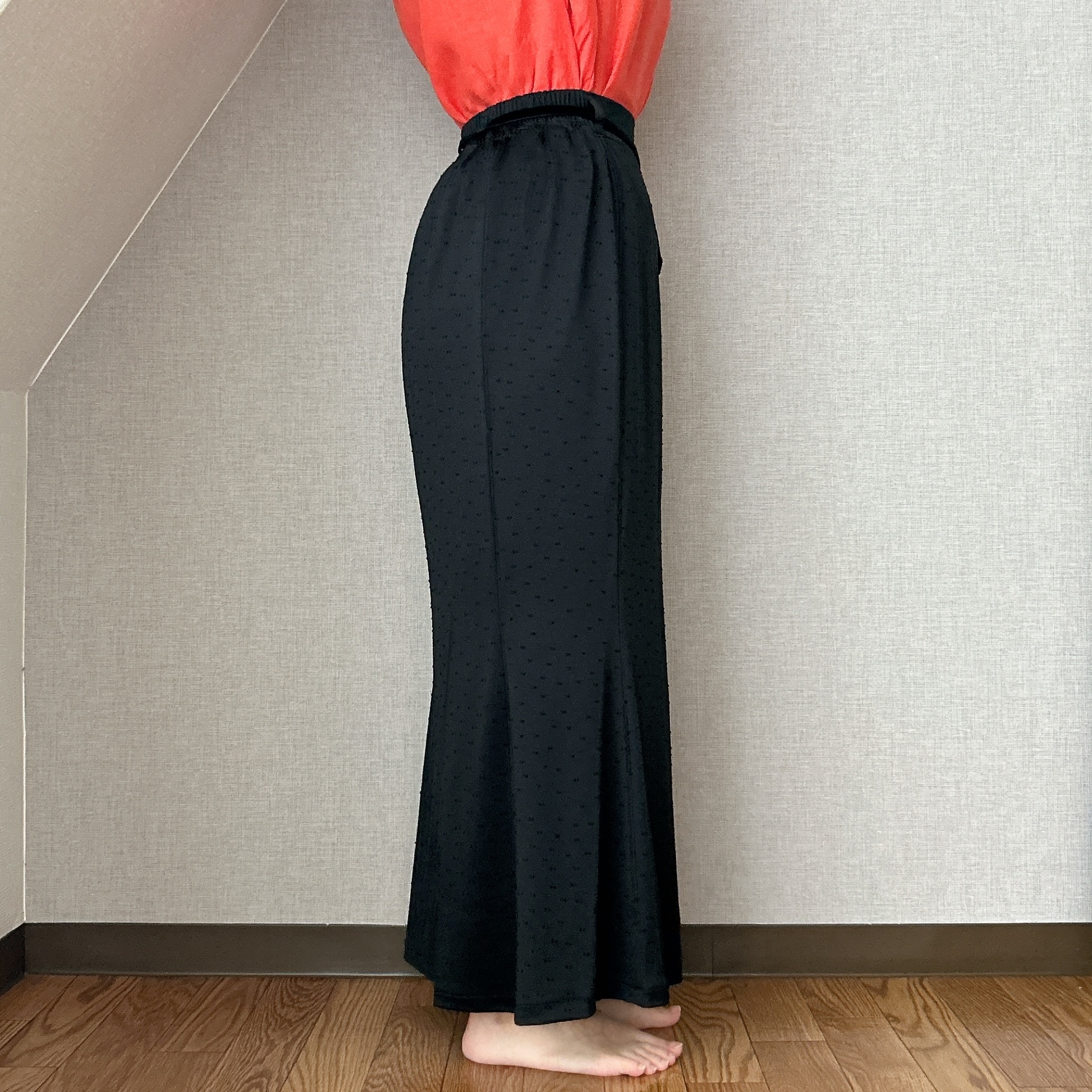 【coca】2490円の「高見えスカート」が買って大正解！裾がふんわり広がる美シルエットで、楽なのにスタイル良く見えるの！《着用レビュー》【画像・動画】