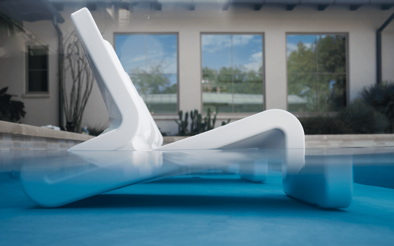 31 Best Pool Lounge Chairs For Relaxing