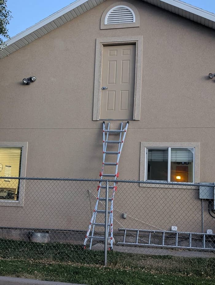 17 Bad, Bad, Bad Home Designs And Renovation Disasters