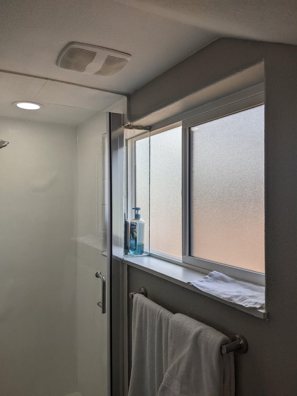 17 Bad, Bad, Bad Home Designs And Renovation Disasters