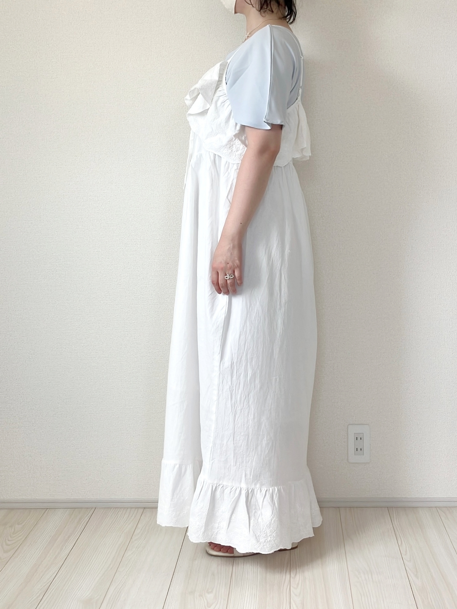 体のラインが目立たない！【coca】の「2990円ワンピース」ふんわりシルエットで、お腹や下半身を隠せちゃうの！《着用レビュー》【画像・動画】