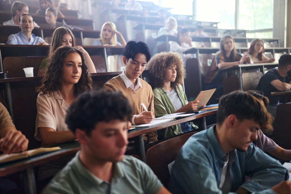 Returning to College at 40+: What to Expect