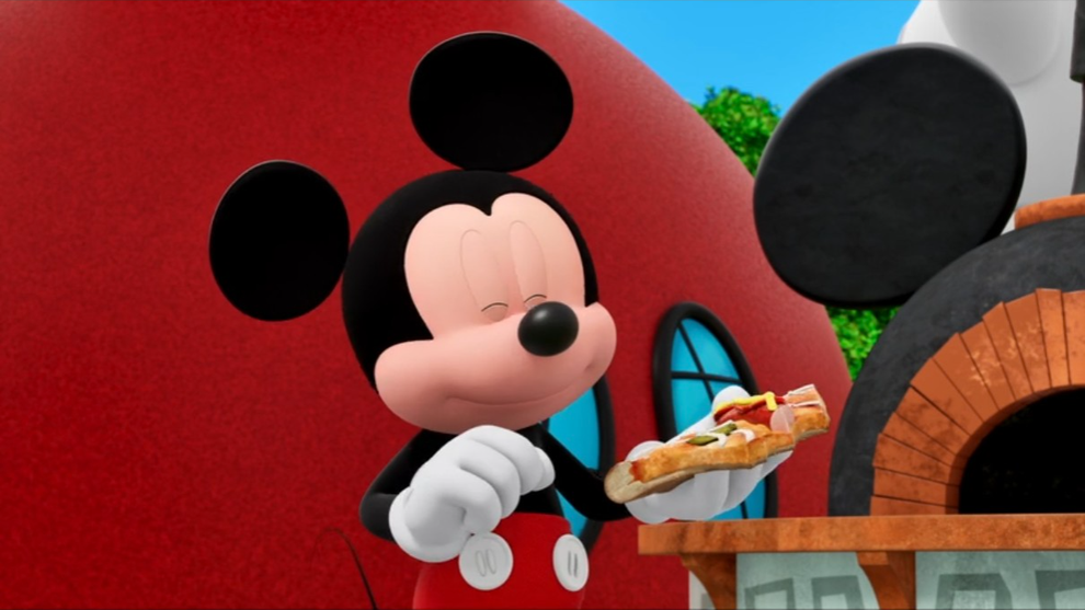 I Recreated This Unhinged Disney Cartoon Pizza