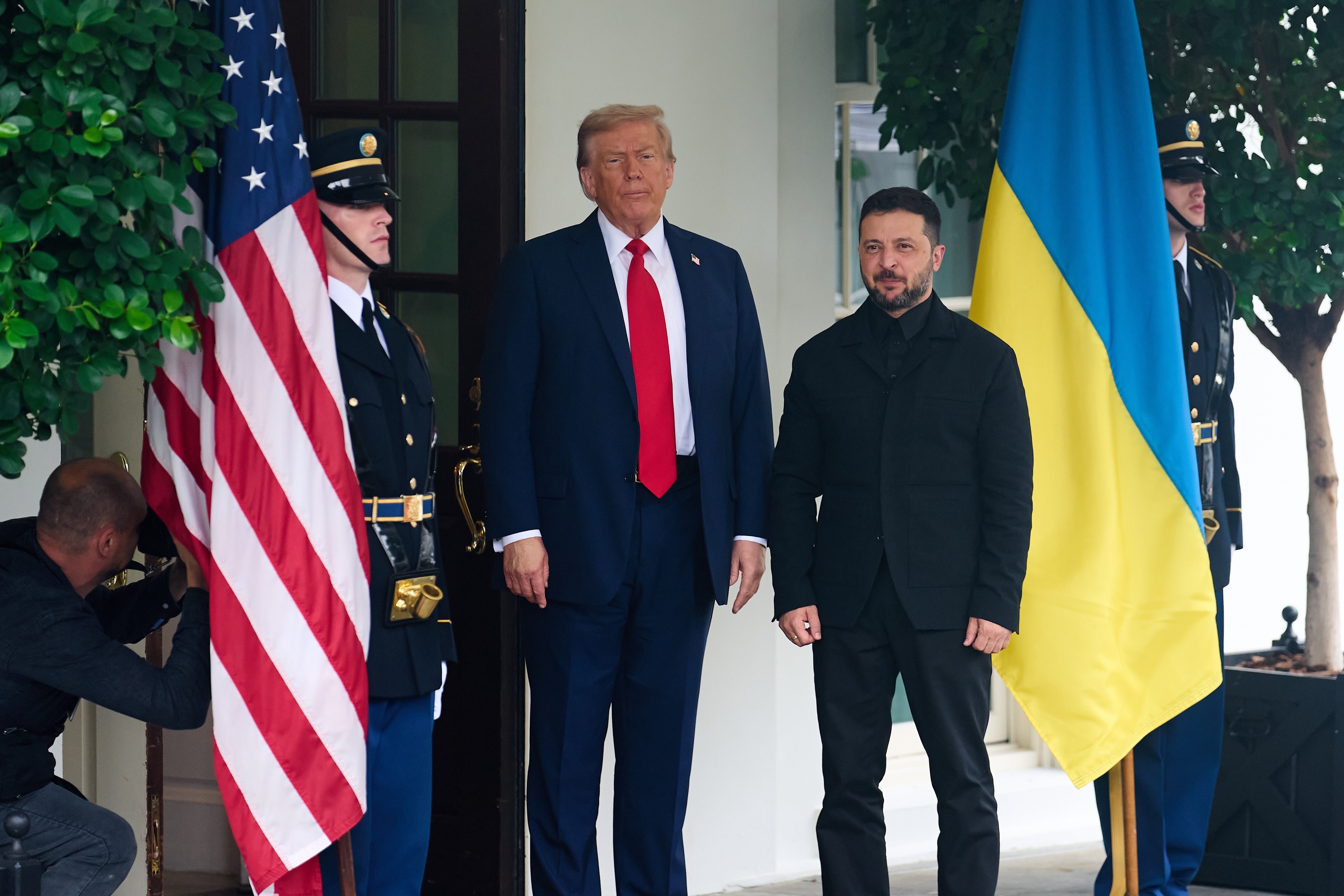 Trump's Body Language During Zelenskyy's White House Visit Spoke ...