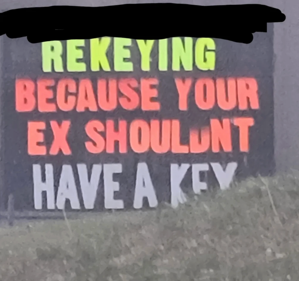 Funniest Public Signs That Stopped People In Their Tracks