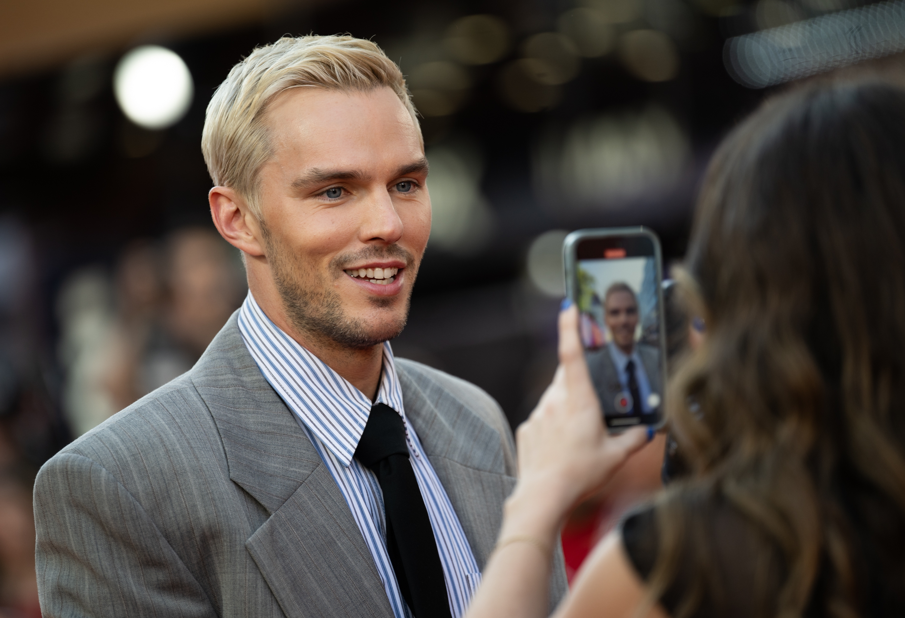Nicholas Hoult Selfie With Blonde Hair Goes Viral