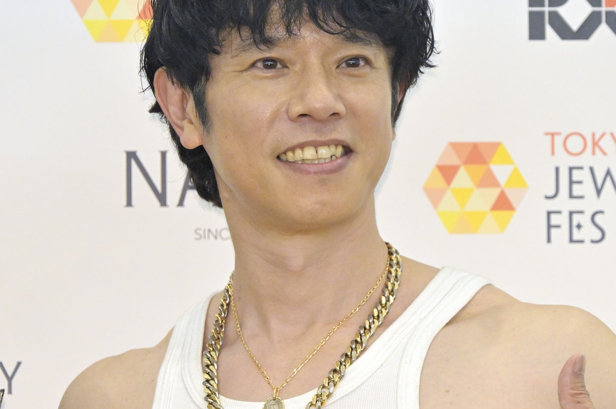 庄司智春「後ろの席の人がタイプだったので…」激写ショットを公開→「ミキティに激似じゃん！」「見る目ある」と大反響【画像】