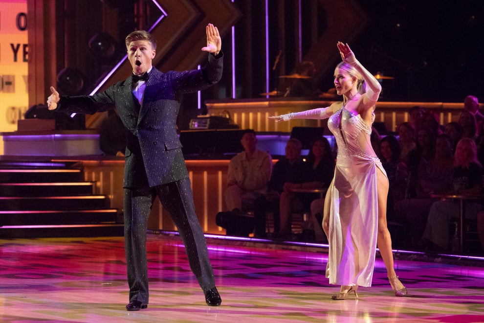 Everyone Is Obsessed With Robert Irwin's Tango On DWTS