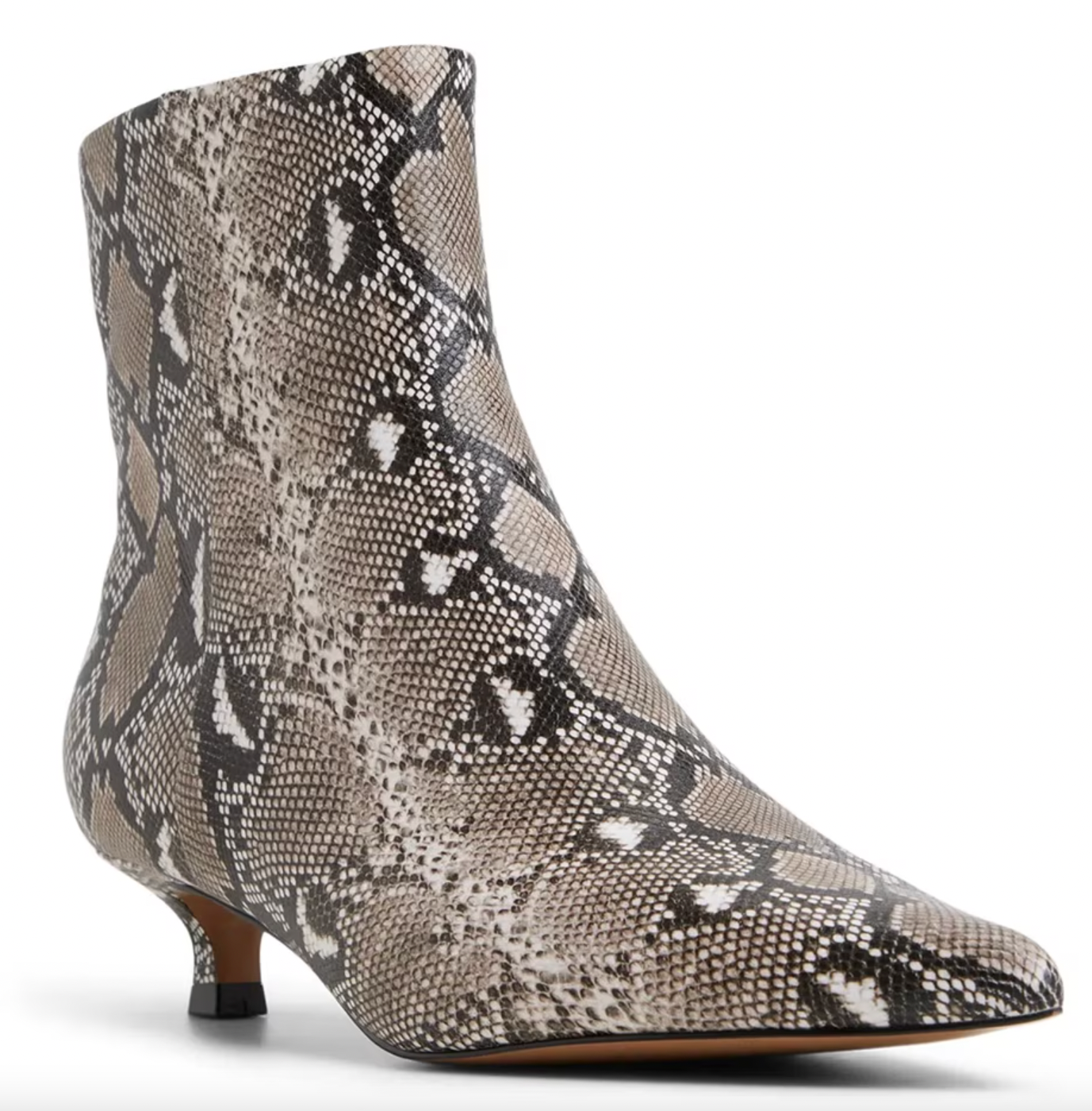 27 Multi-Season DSW Boots To Add To Your Wardrobe