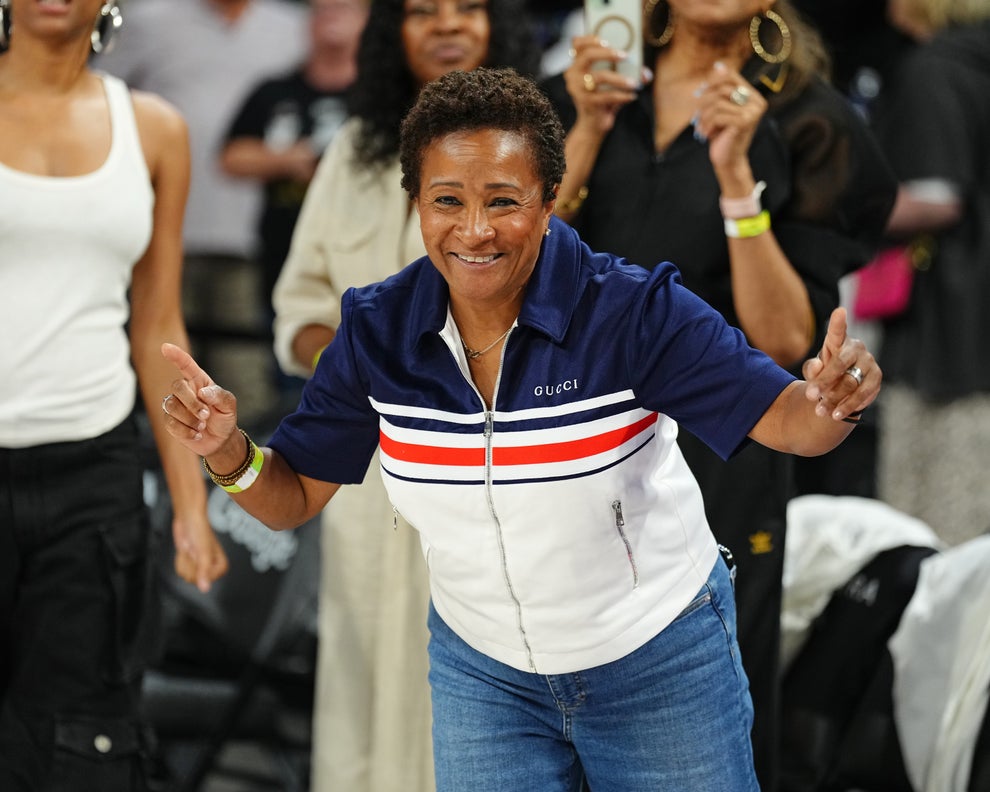 11 Stars Share Their Breast Cancer Journeys