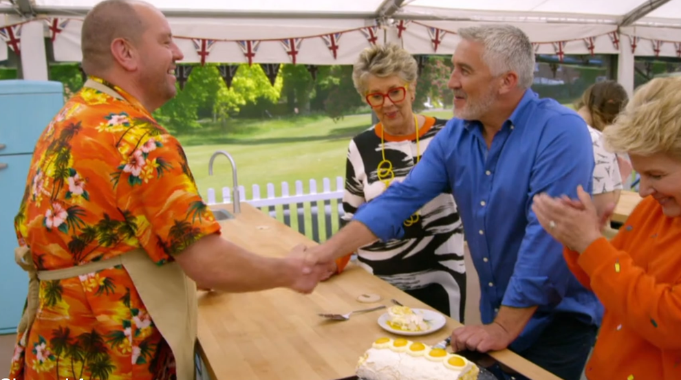 Every Paul Hollywood Handshake In 'Bake Off' History