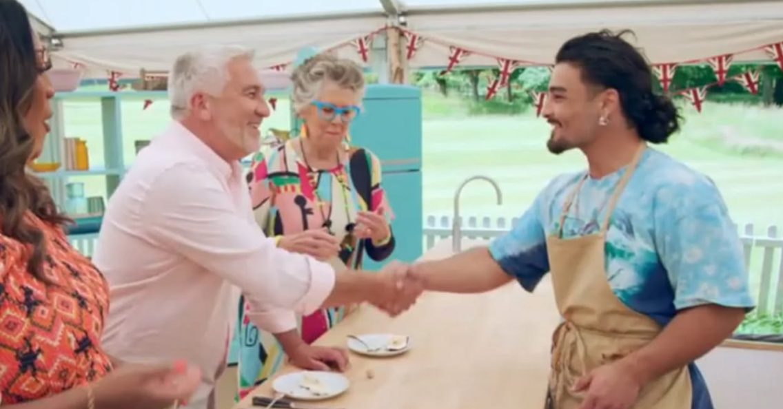 Every Paul Hollywood Handshake In 'Bake Off' History