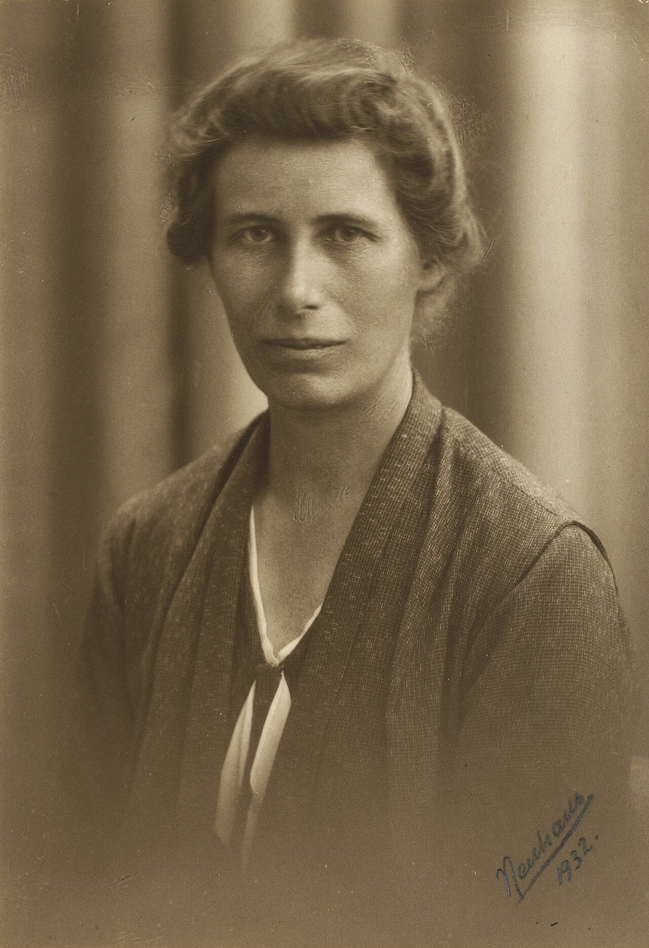 20 Historical Women Had Major Contributions To Society