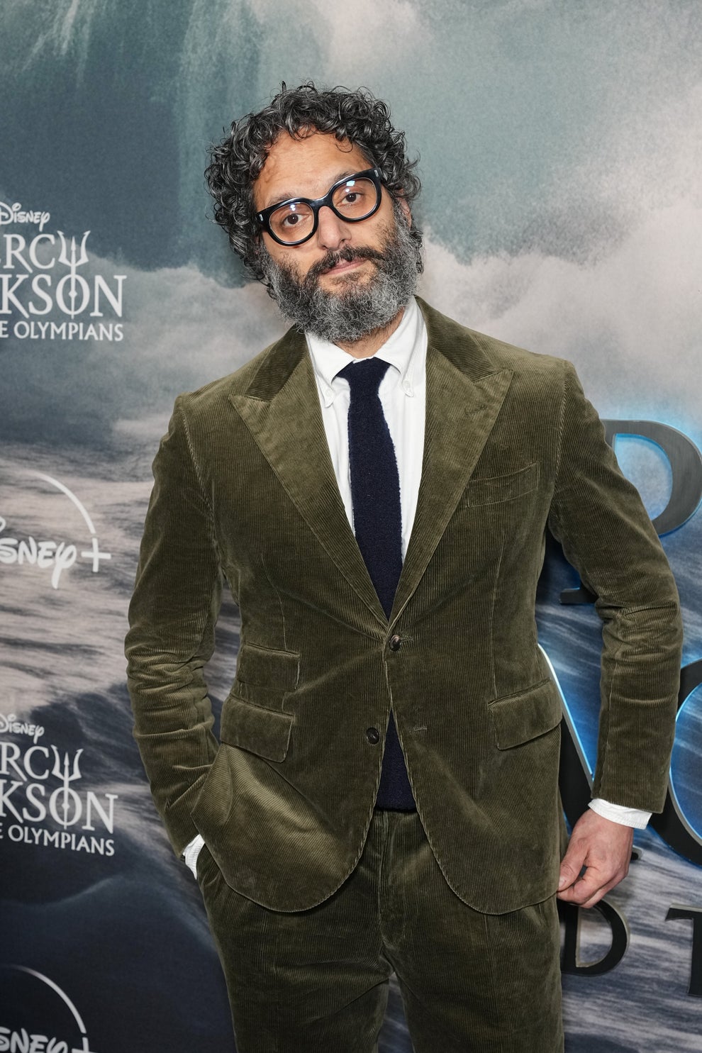 28 Unconventionally Attractive Celebrities People Love