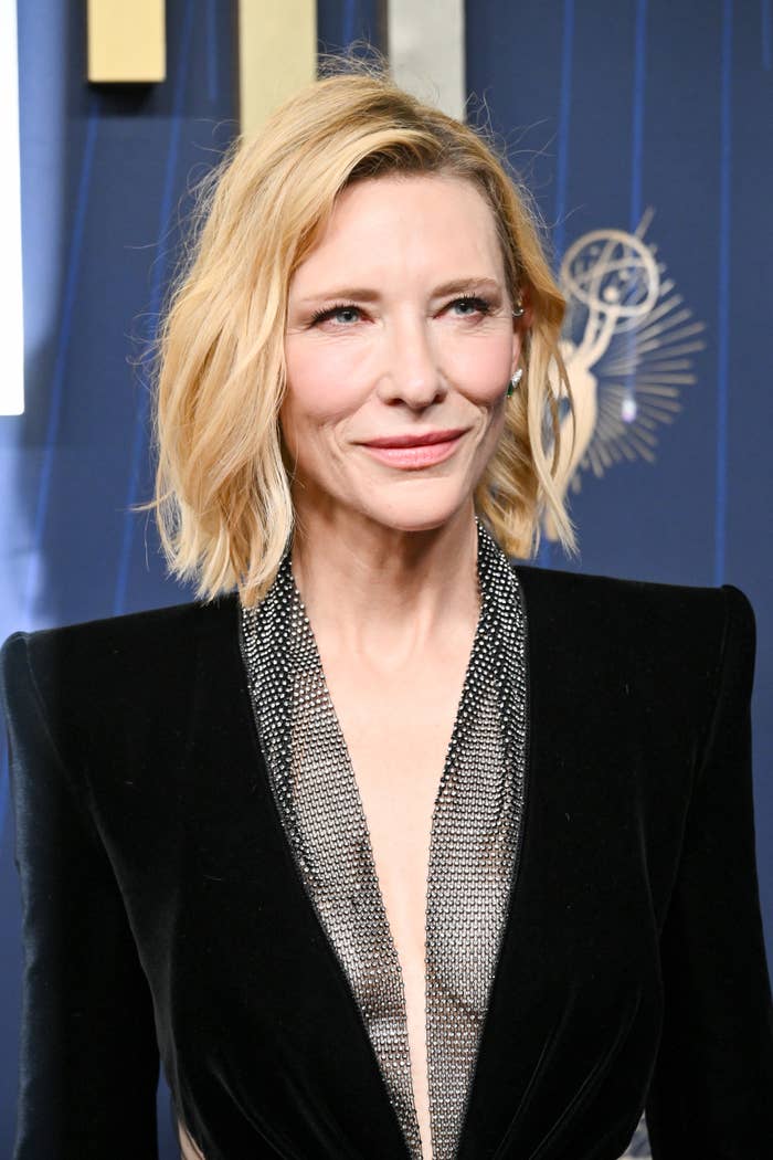 28 "Unconventionally" Attractive Celebrities People Love
