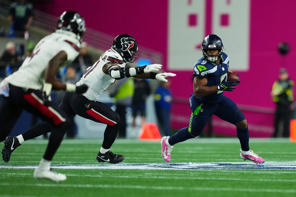 135 Best NFL Trivia Questions & Answers For Football Fans