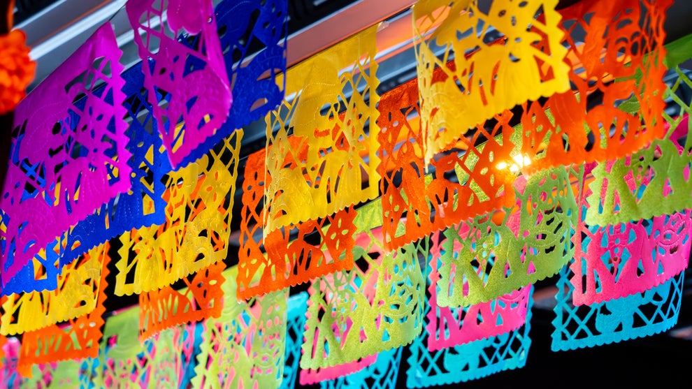 How "Coco" Teaches Viewers About Día De Los Muertos