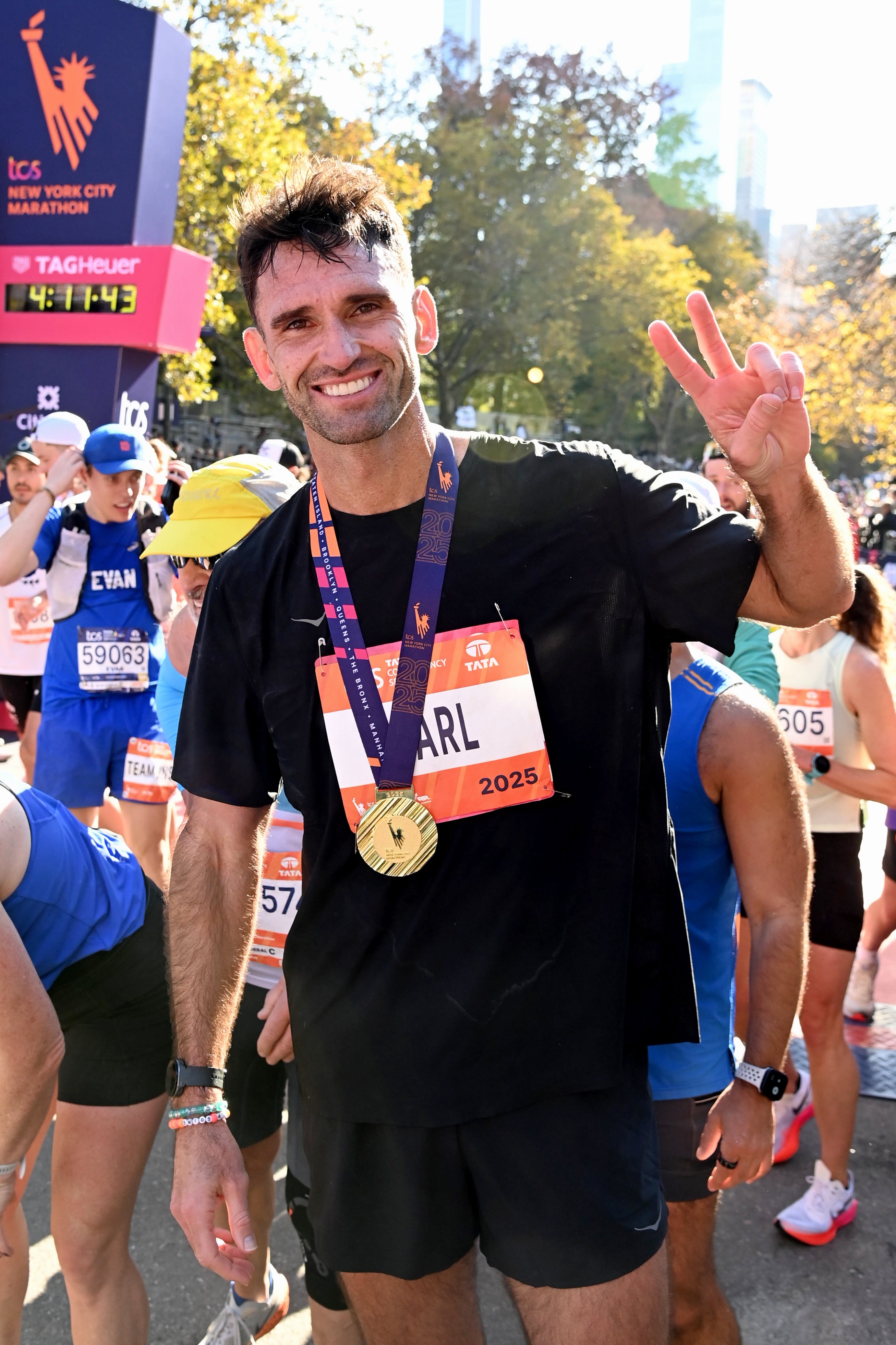 32 Celebrity Marathon Runners And Their Exact Finish Times