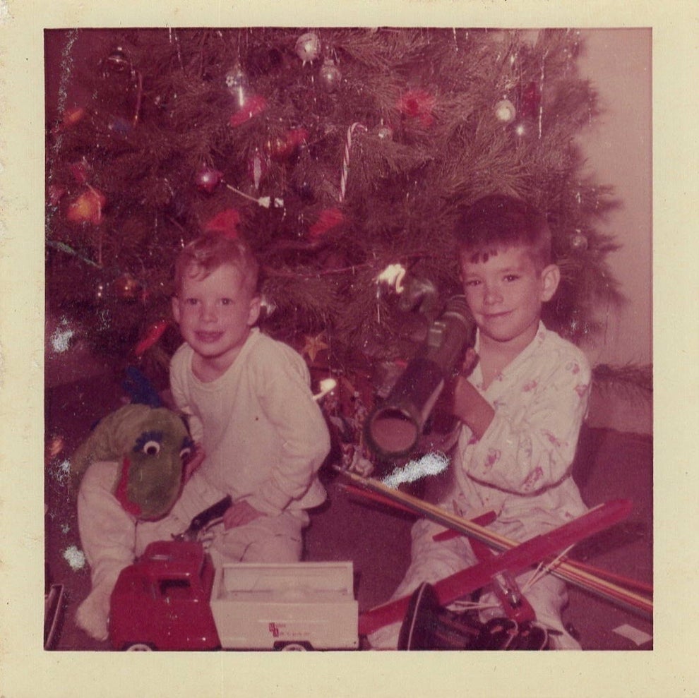 49 Nostalgic Christmas Things That Will Take Boomers Back