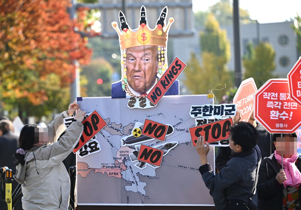 65 Brutal Anti-Trump Protest Signs From 2025