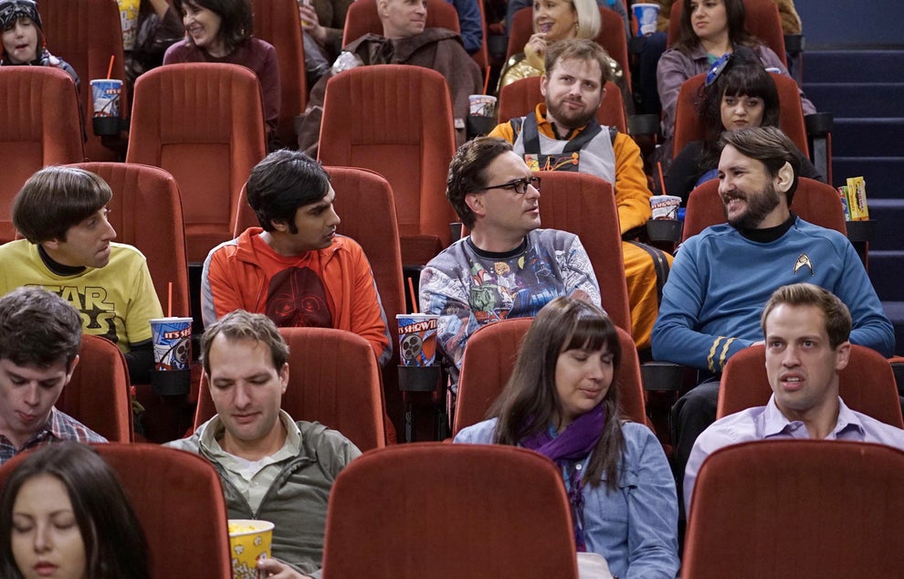 18 Comfort Shows To Watch When You Need To Unwind
