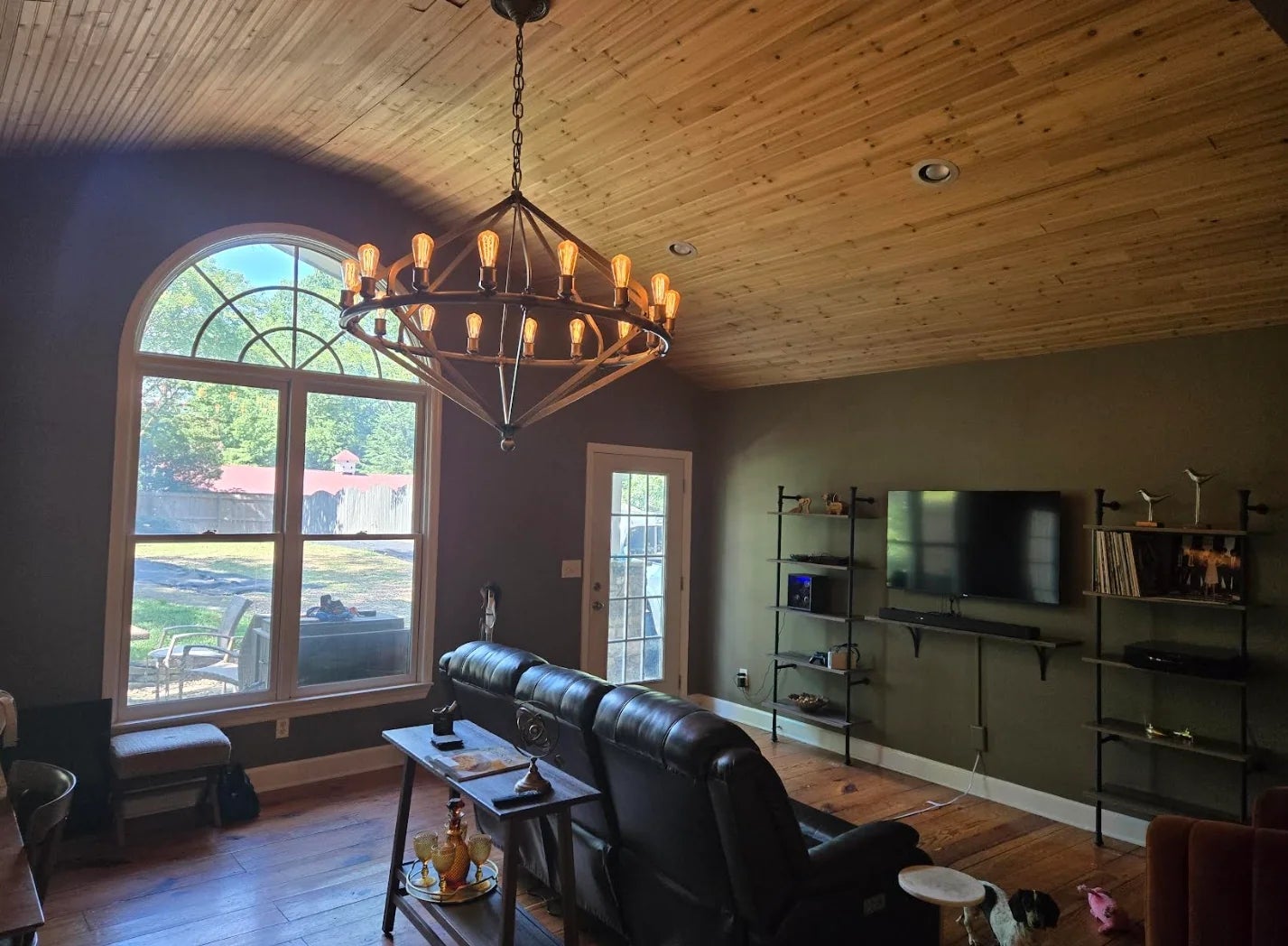 37 Real-Life Photos That Show What Millennial Homes Really Look Like