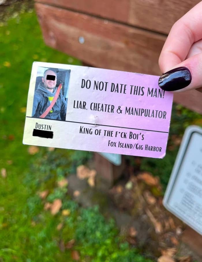 Found Notes Reveal Strangers' Untold Stories