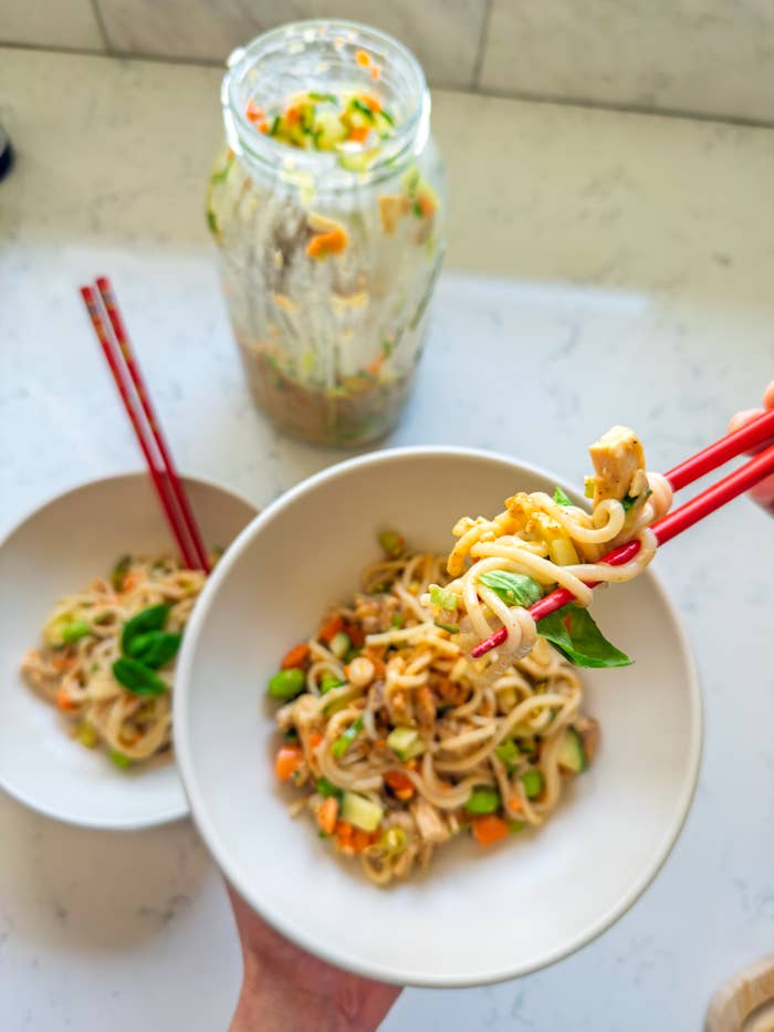 Viral TikTok Noodle Jar Lunch Meal Prep