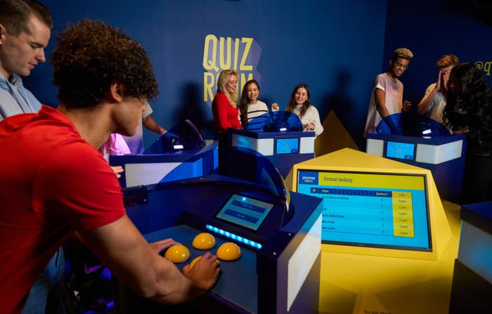 Quiz Room London Is Just Like A Real-Life Game Show – Here's What You ...