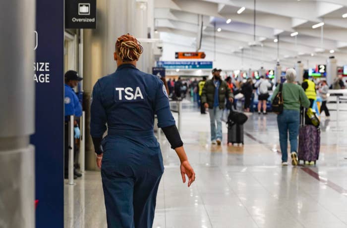 15 TSA Line Photos During DHS Shutdown