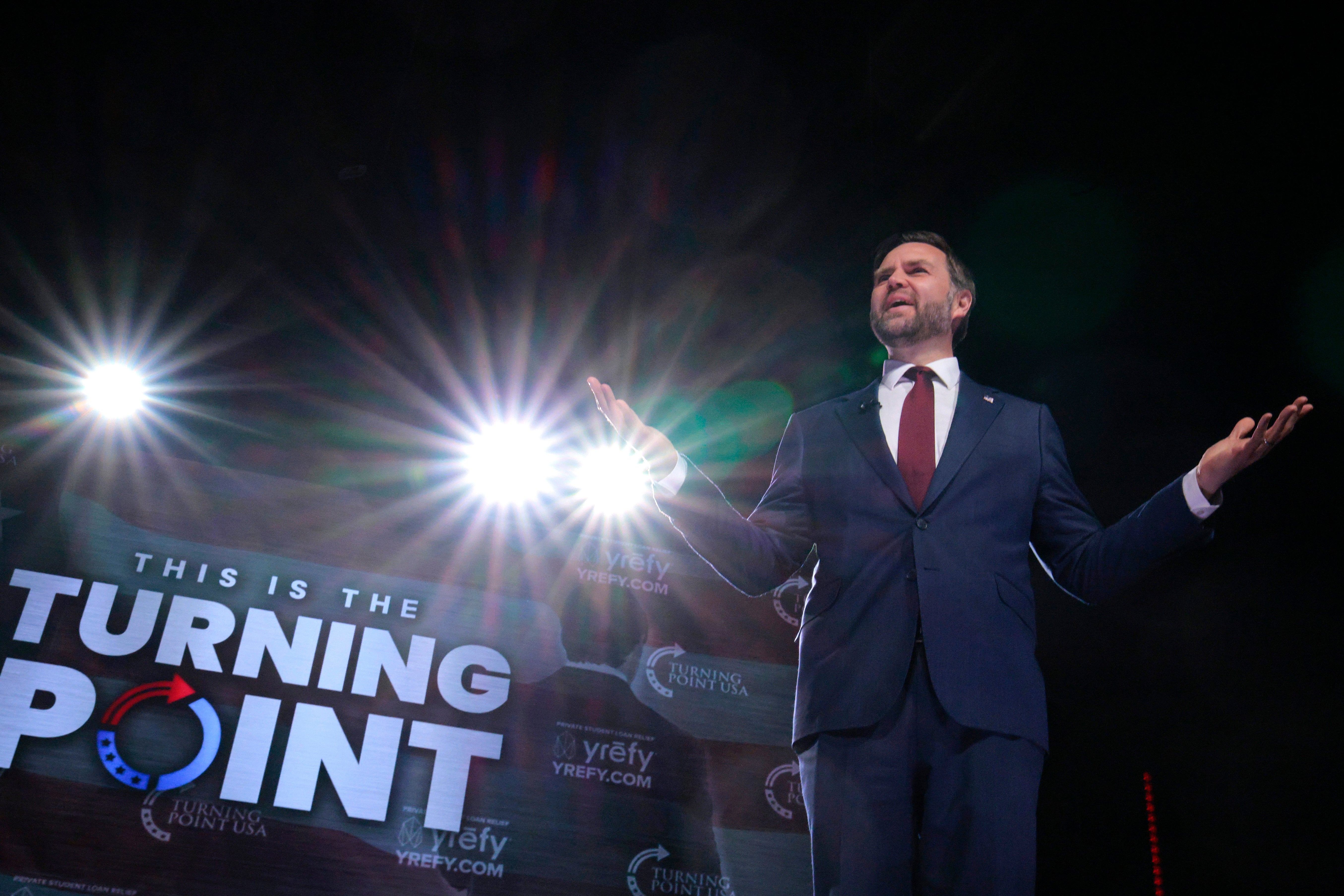 JD Vance Gave A Speech To Almost No One, And The Photos Are Wild