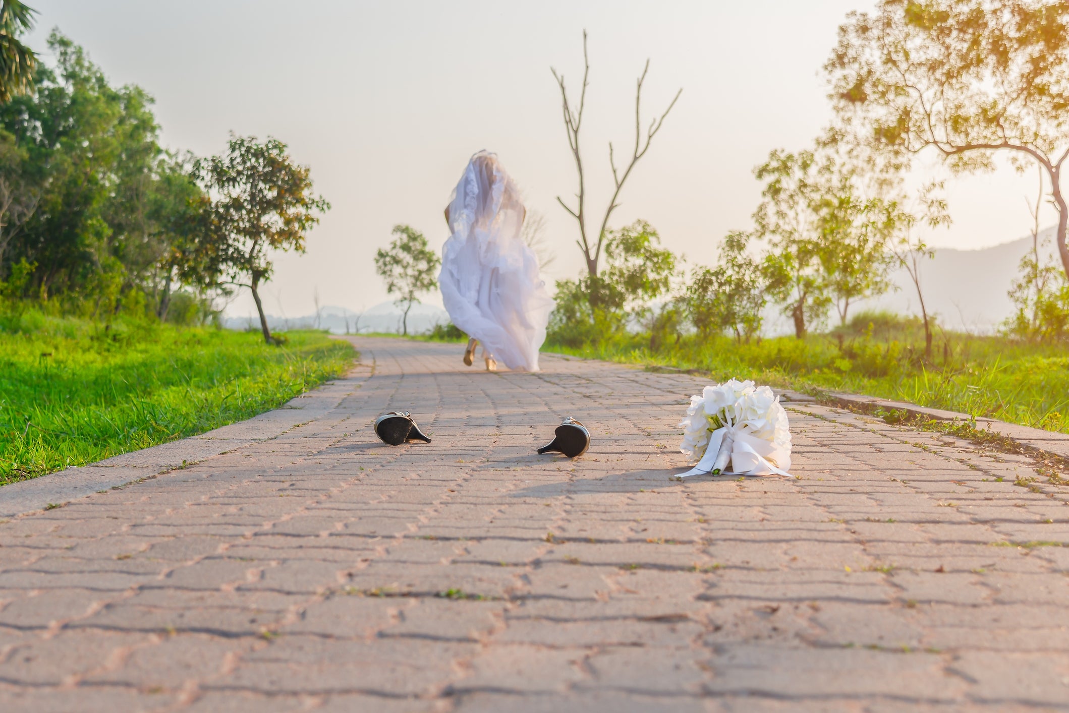 20 Shocking Wedding Interruptions You Won't Believe