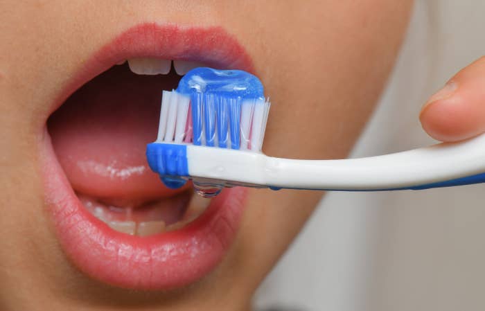 This Baseball Player's Bizarre Teeth Brushing Technique