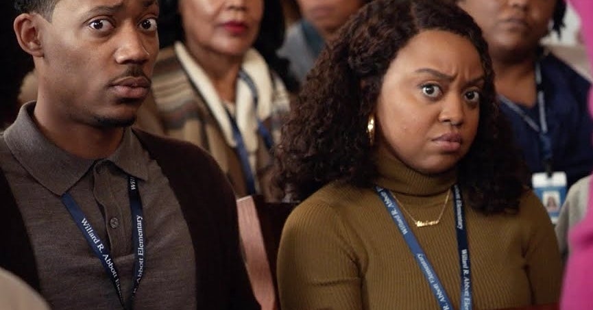 24 Employees Hilariously Roast Corporate Jargon