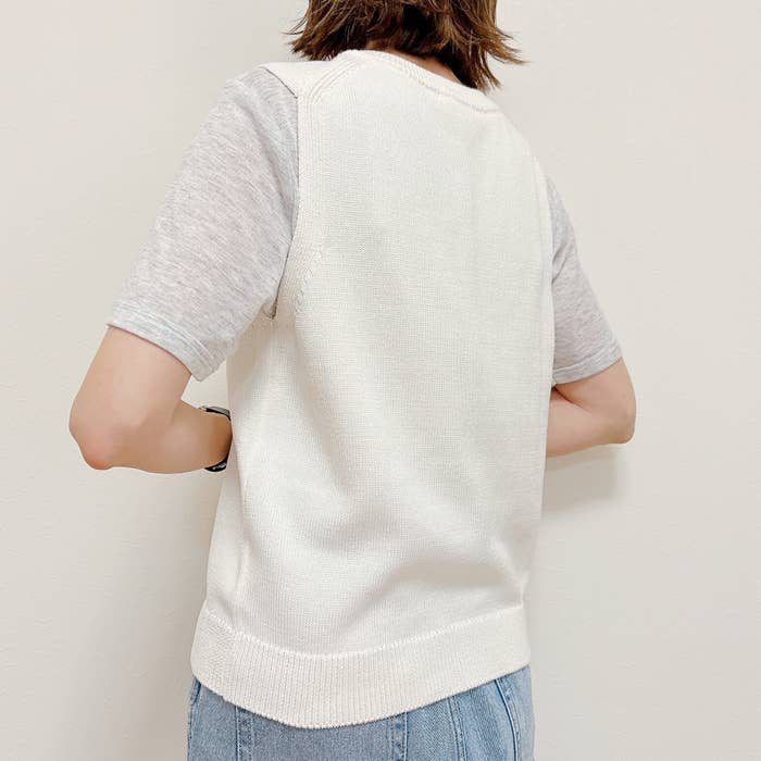 GUの「フロントボタンセーター」が今だけお得！期間限定で1290円だし、どんなボトムスにも合わせやすいの！《着用レビュー》