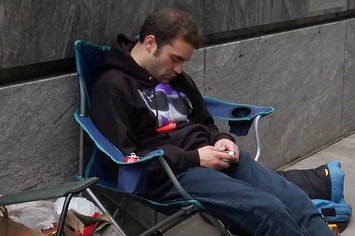 iPhone Line Sitter Confessions