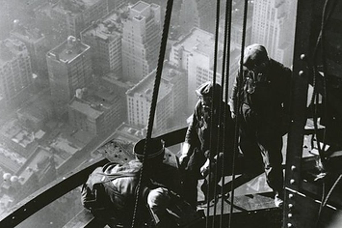 24 Jaw-Dropping Photos Of The Construction Of The Empire State Building