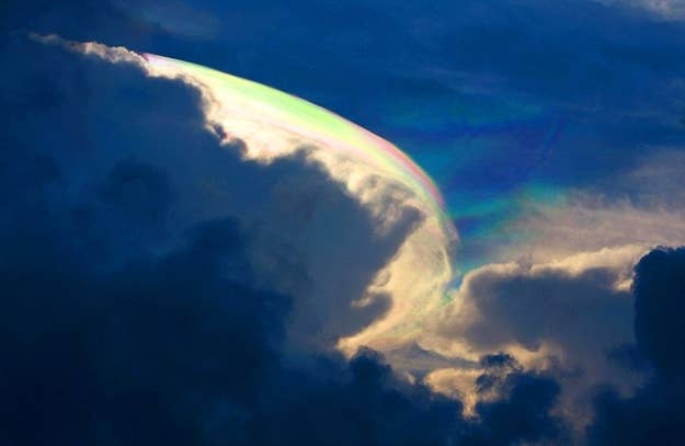 Rare "Flying Rainbow" Caught On Camera And Other Links