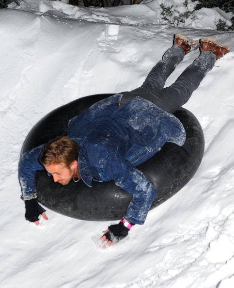 ryan gosling knitting