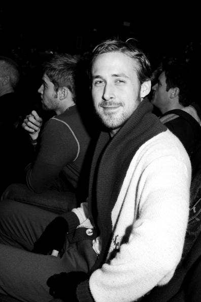 ryan gosling knitting