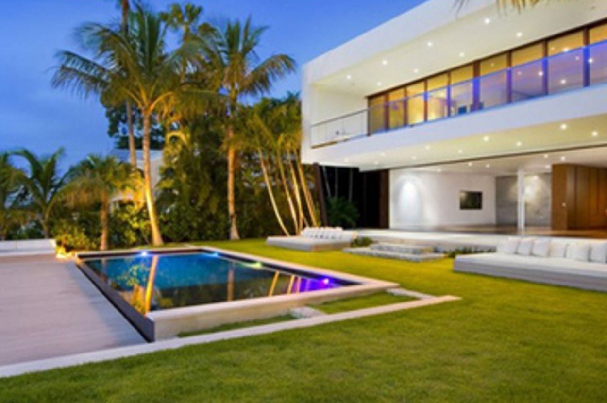 21 Gorgeous Beach Houses That Are Doing It Right