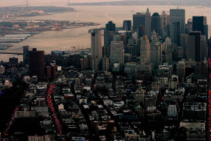 19 Photos That Will Transport You Back To The Northeast Blackout Of 2003