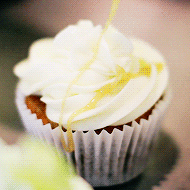 30 Amazing Frosting GIFs To Improve Your Day