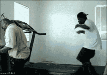 11 Dance Moves That Went Terribly Wrong