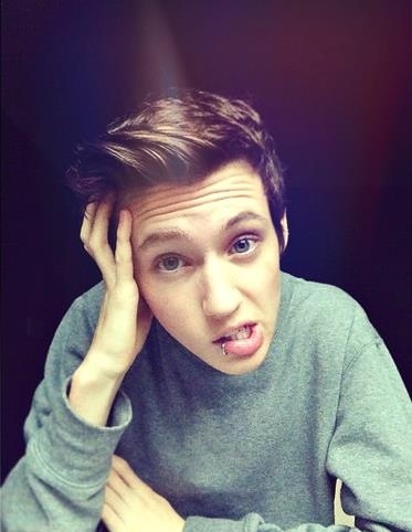 Troye Sivan, Young Wolverine Actor, Comes Out On YouTube