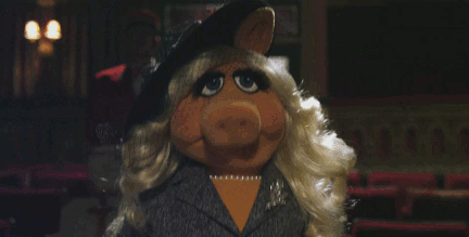 15 Undeniable Style And Beauty Lessons From Miss Piggy